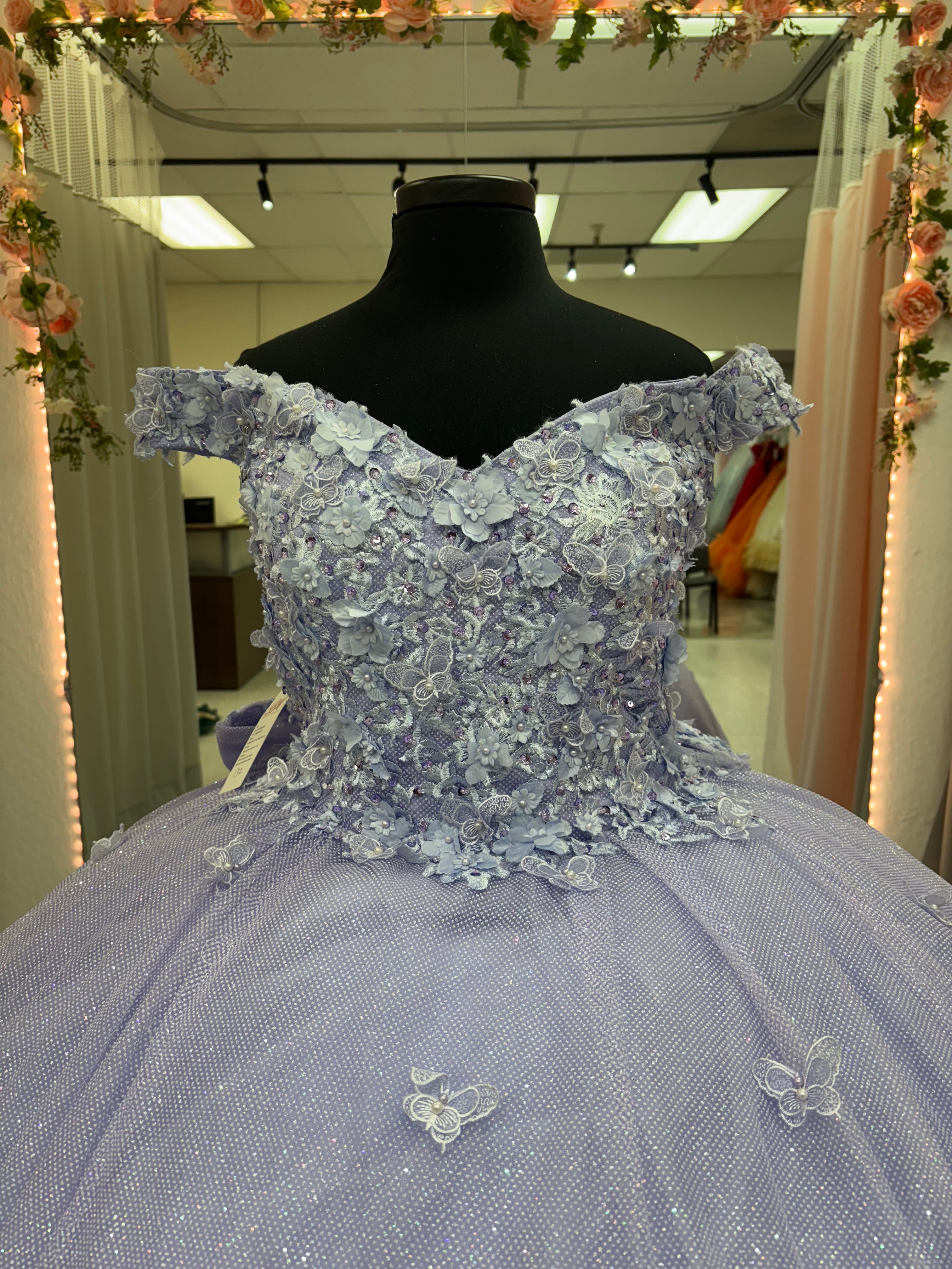 Lavender Grace – Quinceanera outlet